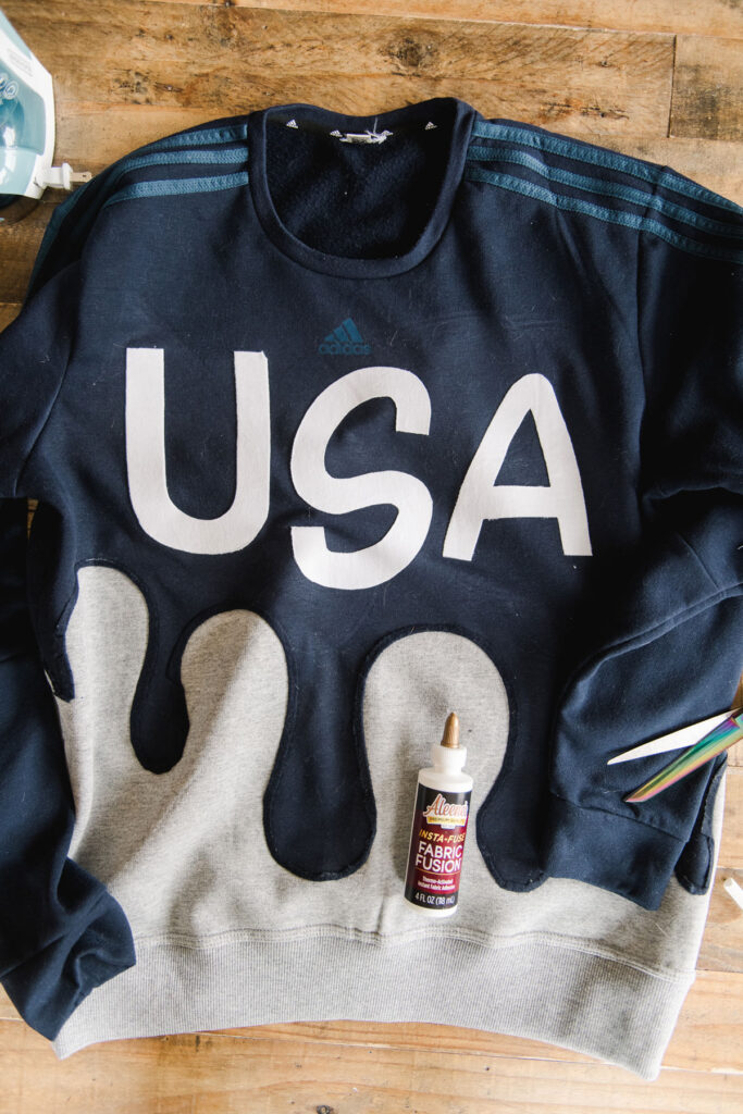 Rework sweatshirt DIY, patriotic style – oh yay studio – Color ...